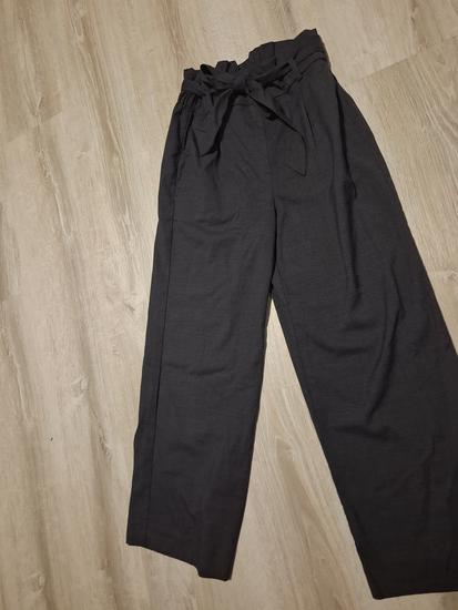H&M pantalone    DANAS 600