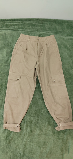 Stradivarius cargo pantalone