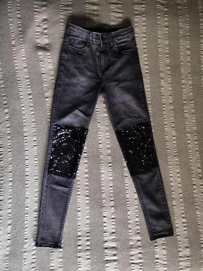 H&M skinny crne farmerke 36 sada 1000rsd