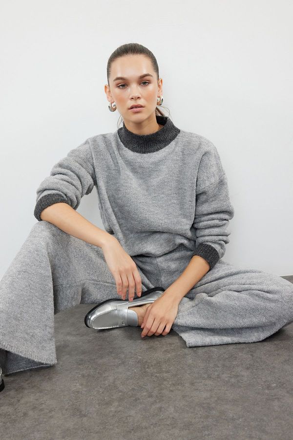 TRENDYOL GREY WIDE PATTERN BOUCLE YARN KNITWEAR BOTTOM-TOP SET