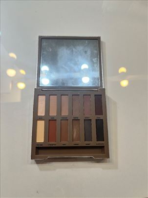 Eyeshadow palette