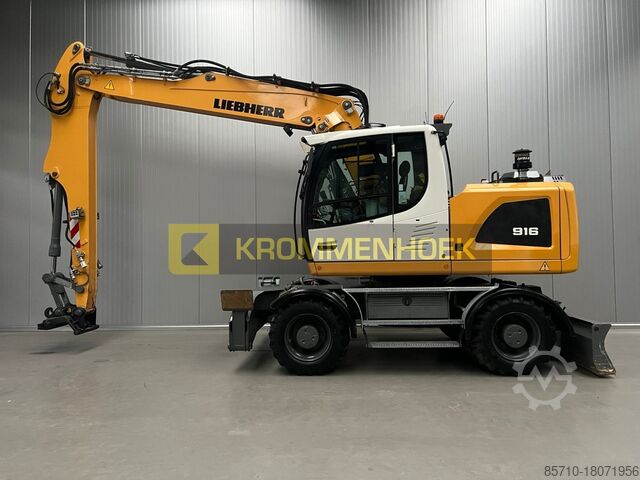 Bager na točkovima
Liebherr A 916 Litronic Semi Longreach 10 meter