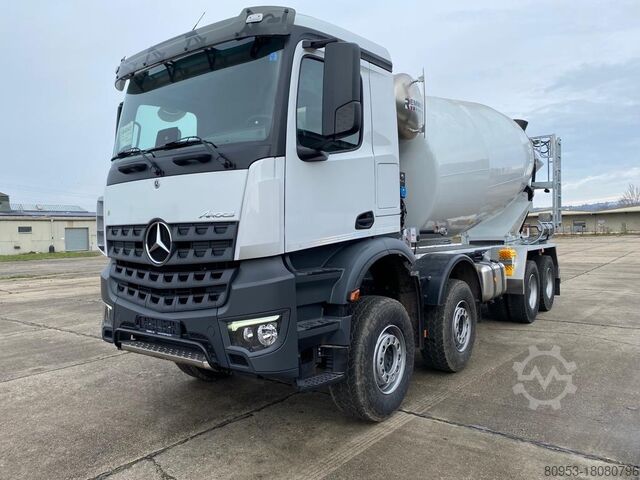 Kamion mešalica za beton
Mercedes-Benz Arocs DB4142, RFM10m³, Euro3