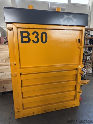 Bramidan B30 plastika / karton baler
Bramidan B30