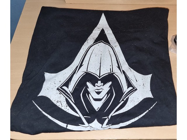 ASSASSINS CREED SET - Majica + Privezak u Kompletu!