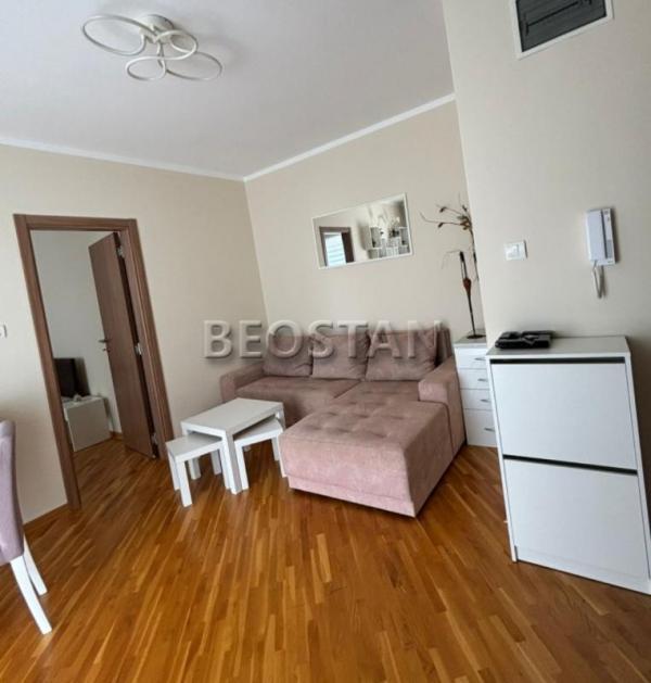 Dragoslava Srejovica, Dvosoban stan za izdavanje, 48m2, 600€