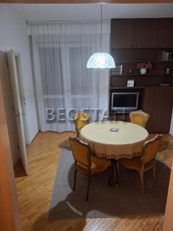 Ugrinovacka, Dvosoban stan za izdavanje, 59m2, 450€