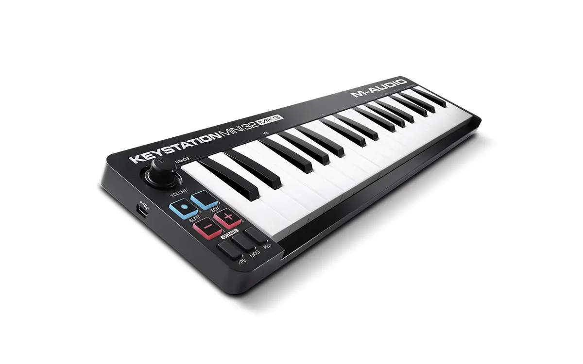 M-AUDIO Klavijatura Midi Keystation Mini 32 MK3, 41.8x19.8x10.5cm, Crna