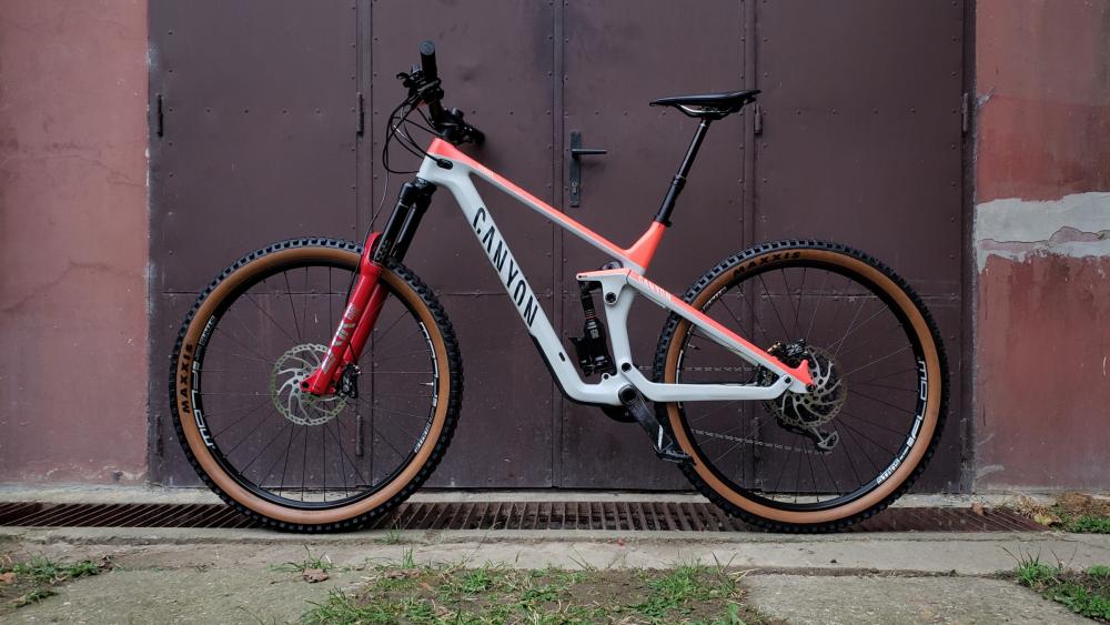 Canyon Strive CF 9.0 29 L Carbon NOVO