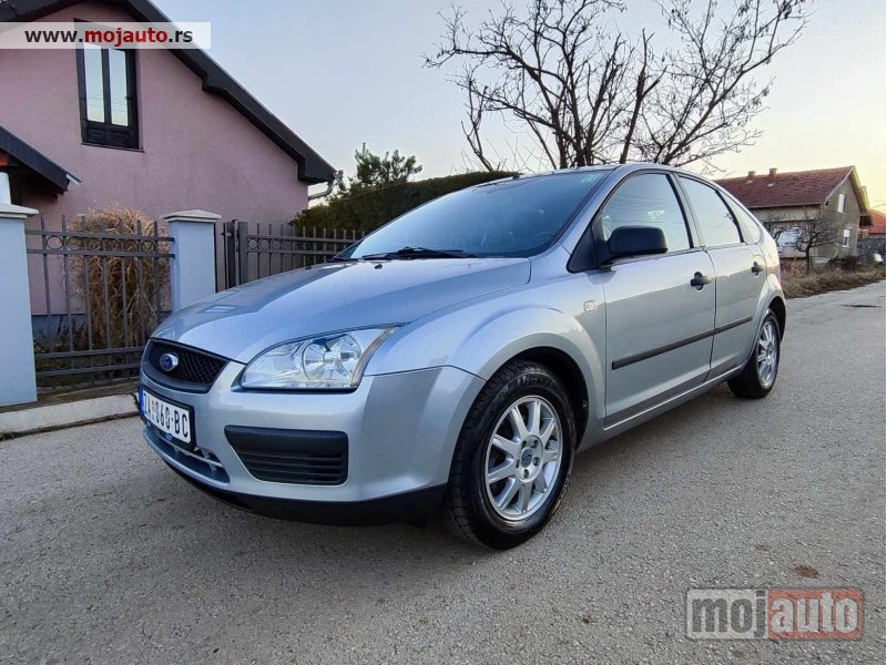 Ford Focus 1.4 8v 80 KS