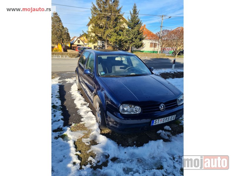 VW Golf 4