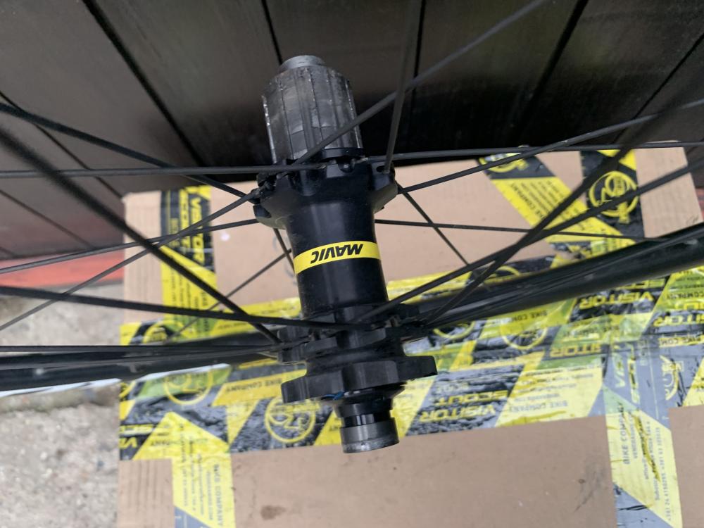 Mavic cross max zadnji tocak 27.5 12x142 6bolt