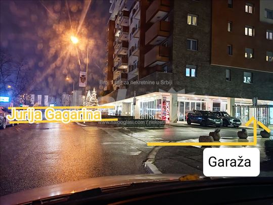 Prodajem garažno mesto A Blok