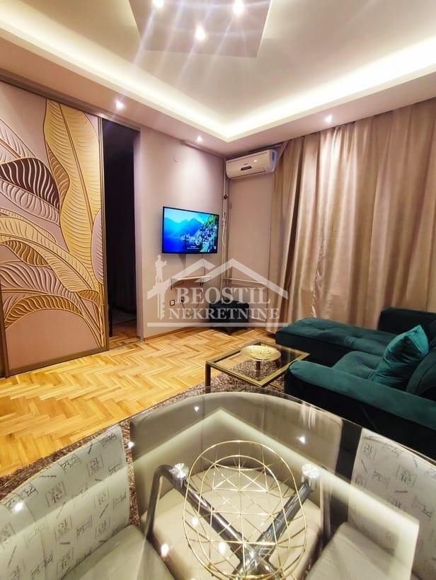 Voždovac - Činovnička kolonija - 2.0 ID#23855 700 €