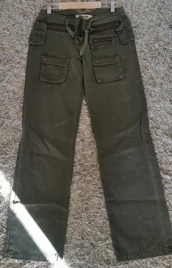 Zelene teksas pantalone