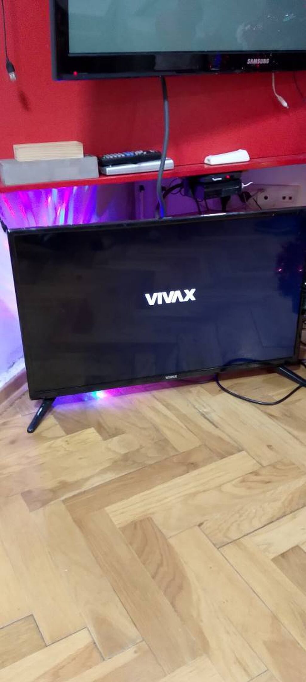 TV led tanki VIVAX 32 inča ili 82 dijagonala ekrana sa daljinskim