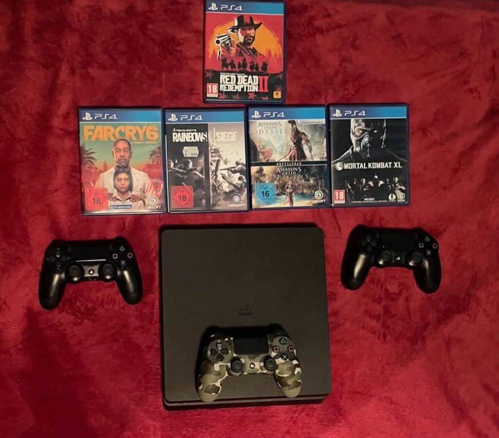 Prodajem Sony PlayStation 4 500GB konzolu �Konzola je perfektno