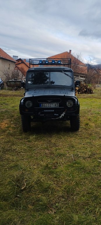 UAZ 469: 2.4 l | 1989 г. 100000000 km. SUV/4x4