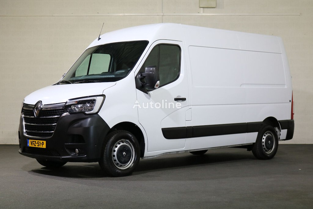 Renault Master 2.3 dCi 135pk L2 H2 Airco Navigatie Camera Trekhaak minibus furgon