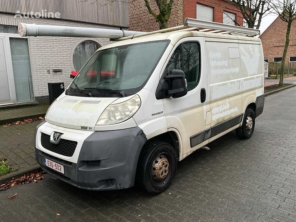 Prodaje se Peugeot Boxer minibus furgon na aukciji