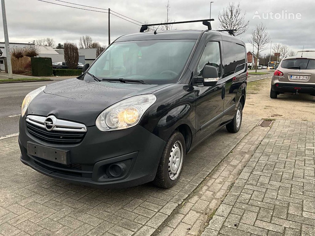 Prodaje se Opel Combo van laki furgon na aukciji