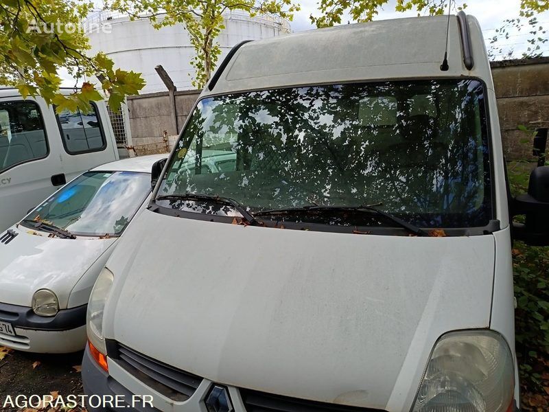 Prodaje se Renault Master minibus furgon na aukciji