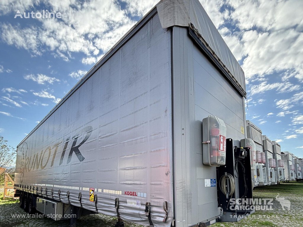 Kögel Curtainsider Standard poluprikolica sa kliznom ceradom