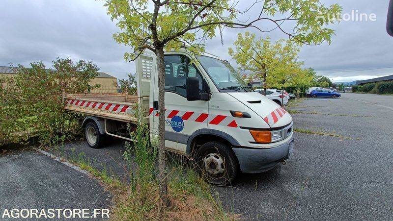 Prodaje se IVECO 35C13 kamion kiper < 3.5t na aukciji