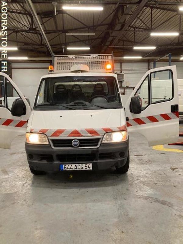 Prodaje se FIAT DUCATO kamion kiper < 3.5t na aukciji