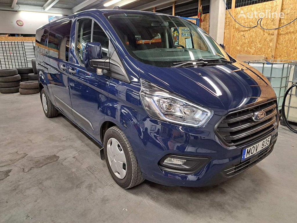 Ford Transit Custom putnički minibus