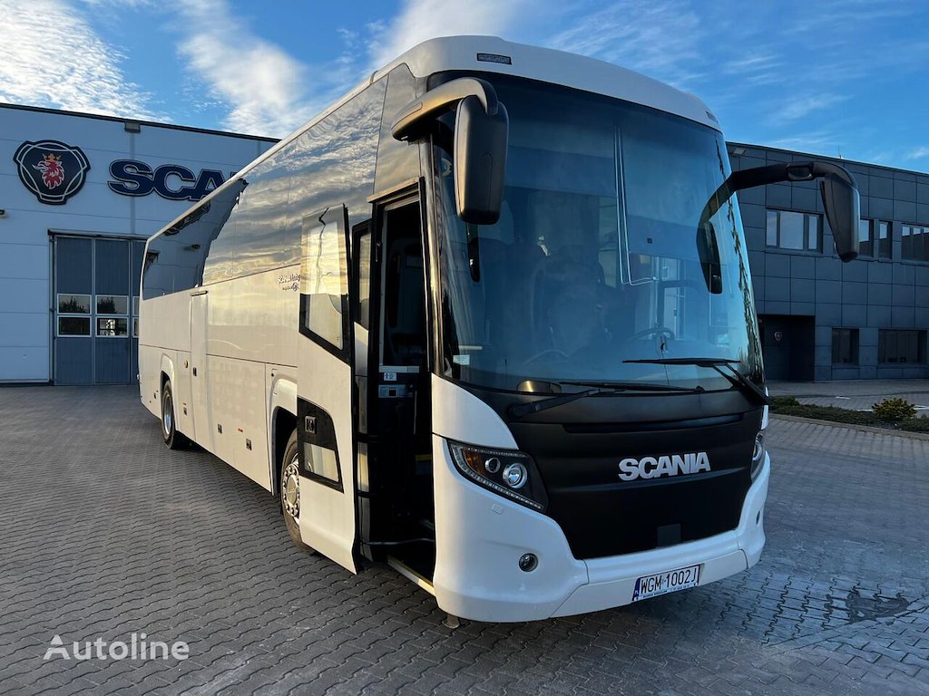 Scania Touring autobus za razgledavanje grada