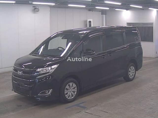 Toyota NOAH minivan