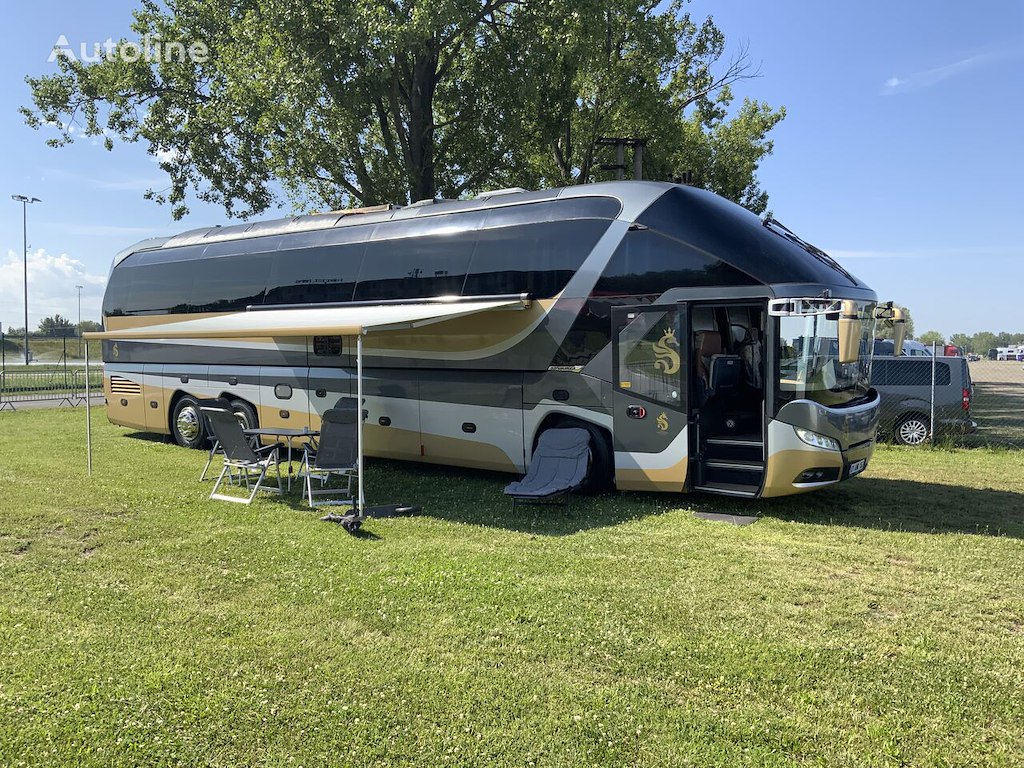 Neoplan Starliner P12 autobus za stanovanje