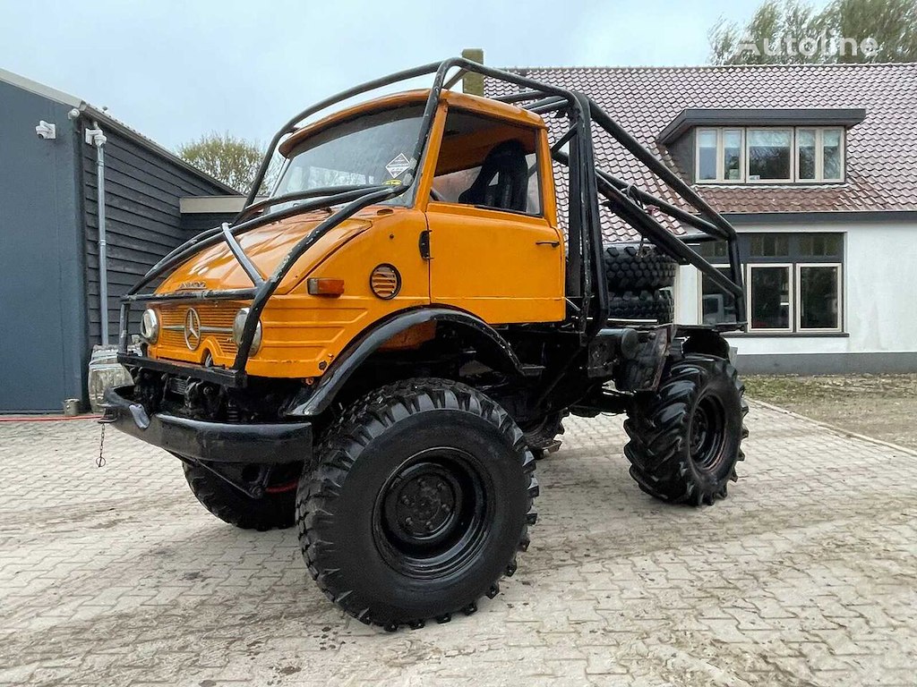 Prodaje se Mercedes-Benz unimog 406 univerzalnu komunalnu mašinu na aukciji