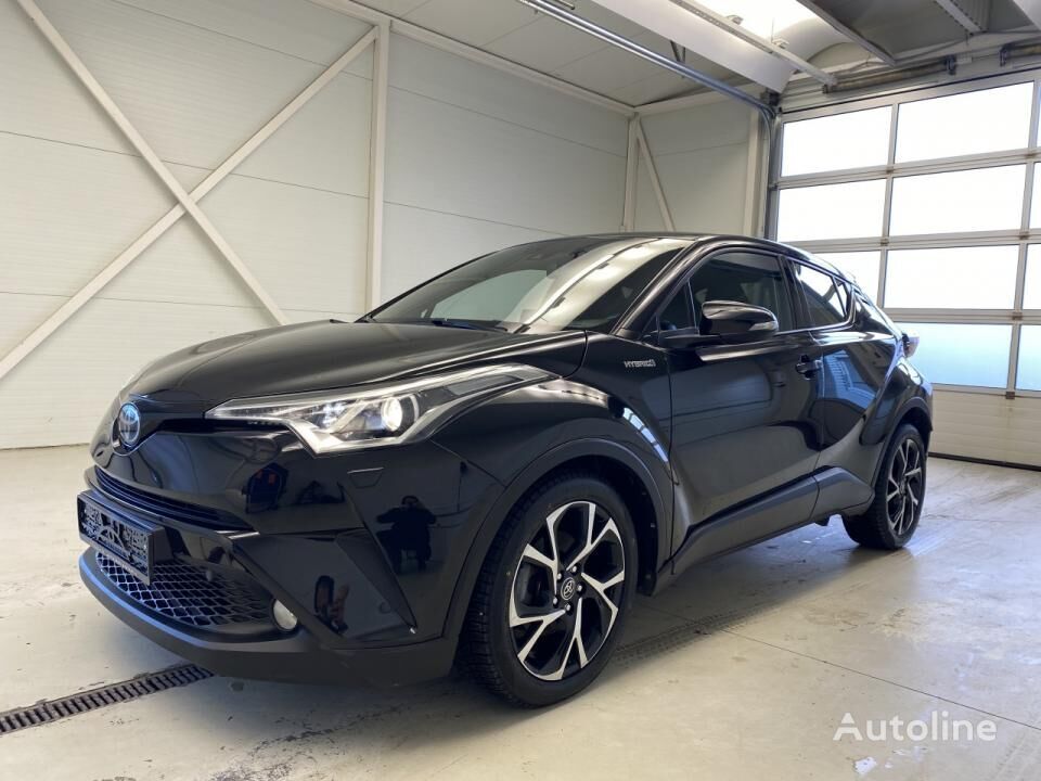 Toyota C-HR 1.8 Hybrid krosover