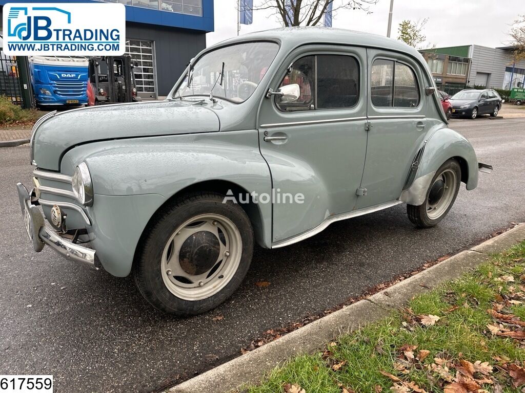 Renault 4CV sedan