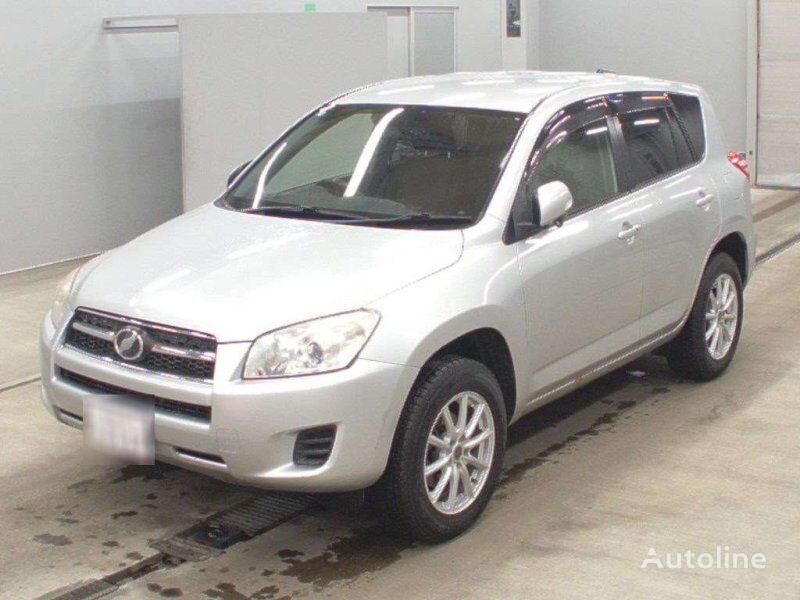 Toyota RAV4 krosover