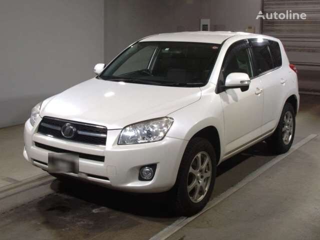 Toyota RAV4 krosover