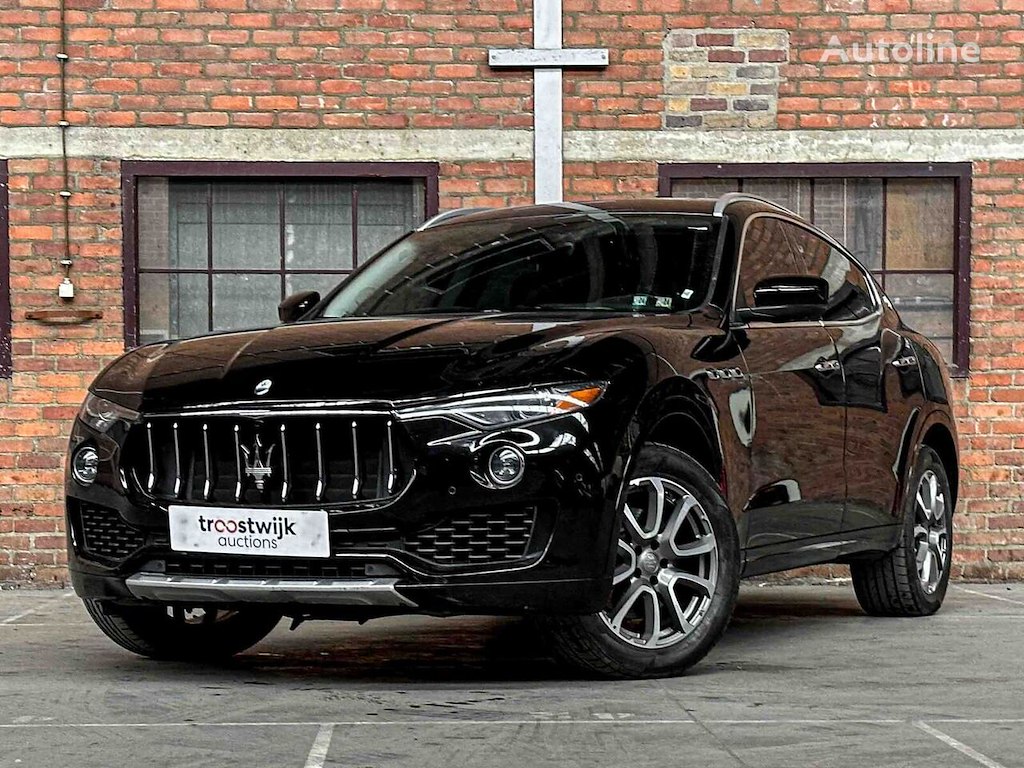 Prodaje se Maserati Levante krosover na aukciji