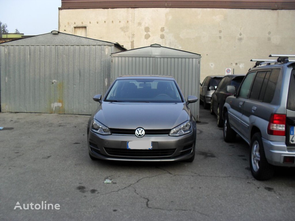 Volkswagen GOLF hečbek