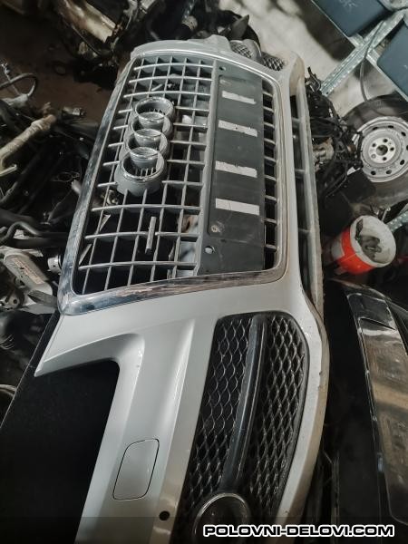 Audi Q5 Branik Sa Maskom Karoserija