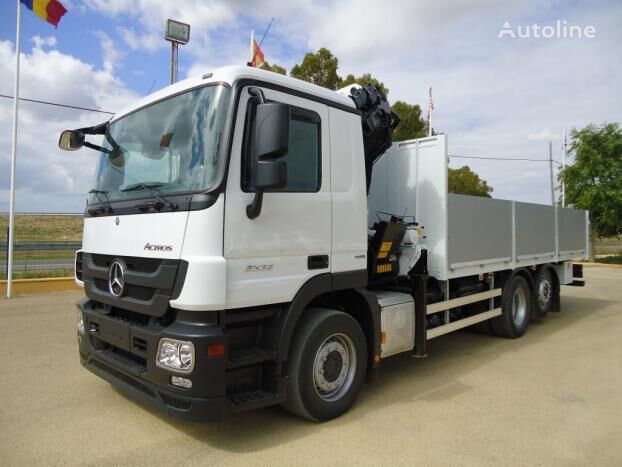 Mercedes-Benz ACTROS 25 32 kamion s ravnom platformom