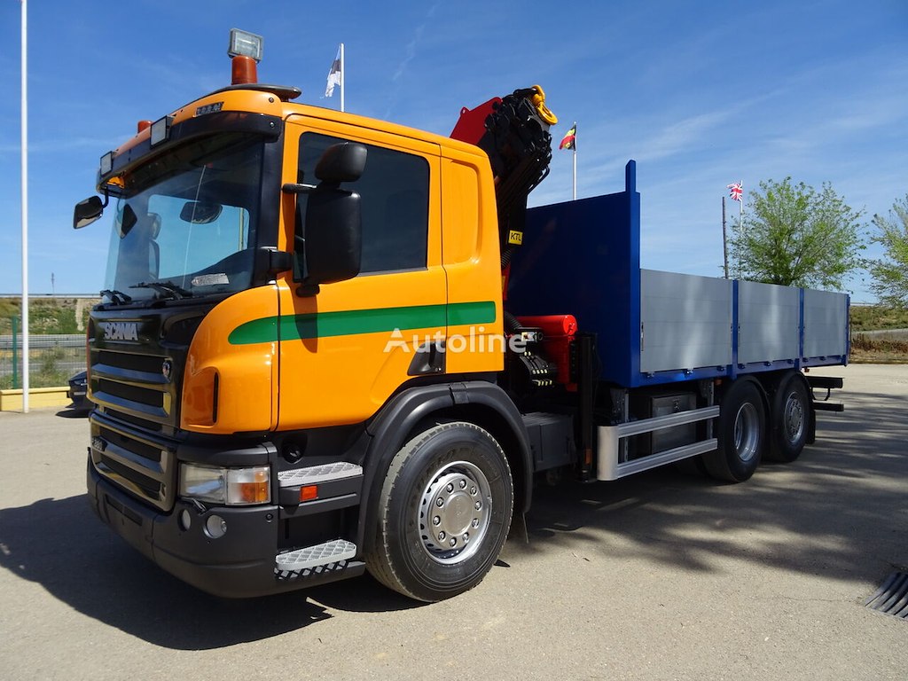 Scania P 380 kamion s ravnom platformom