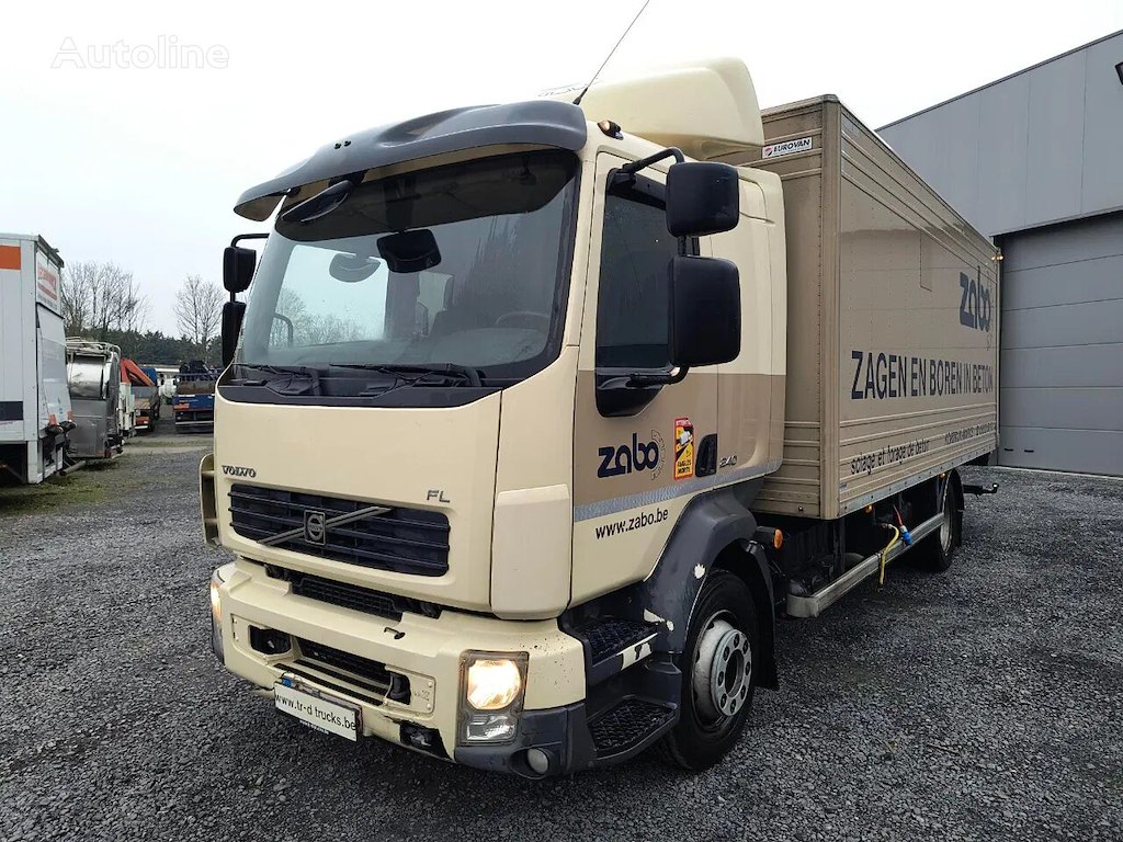 Volvo FL 240 D'HOLLANDIA 2000KG - 5,76M BOX kamion furgon