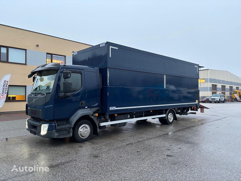 Volvo FL240 + MANUAL + LIFTING BOX kamion furgon