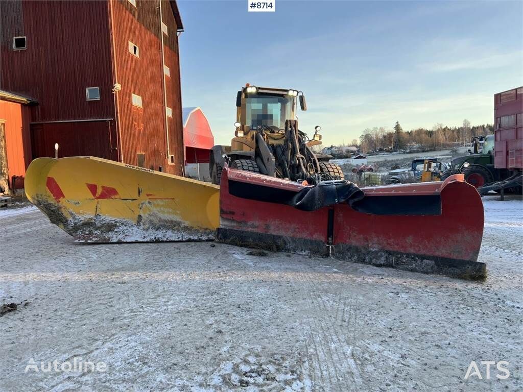 Vuomet Vuomet 8VS Front side wing with folding plough Tok raonik za sneg