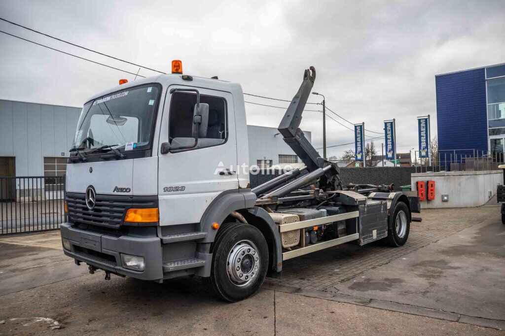 Mercedes-Benz ATEGO 1823 K kamion rol kiper