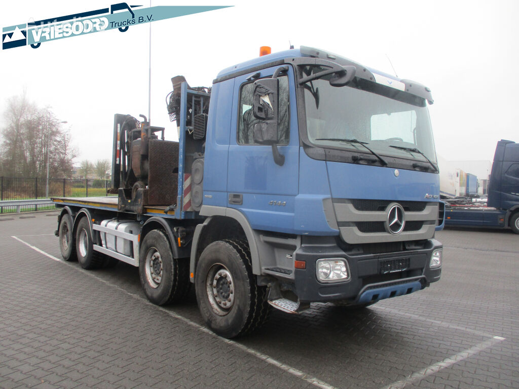 Mercedes-Benz Actros 4144 8X4+ Met HIAP KRAAN kamion platforma