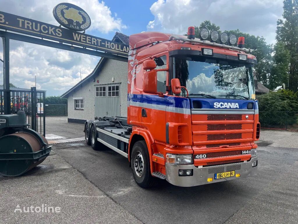 Scania V 8 144.460 MANUAL GEAR RESERVED GERESERVEERD kamion sa kukom za podizanje tereta