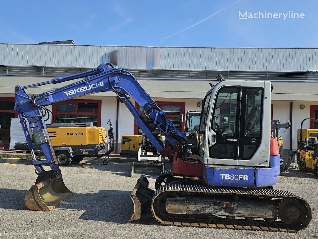 Takeuchi TB80FR mini bager